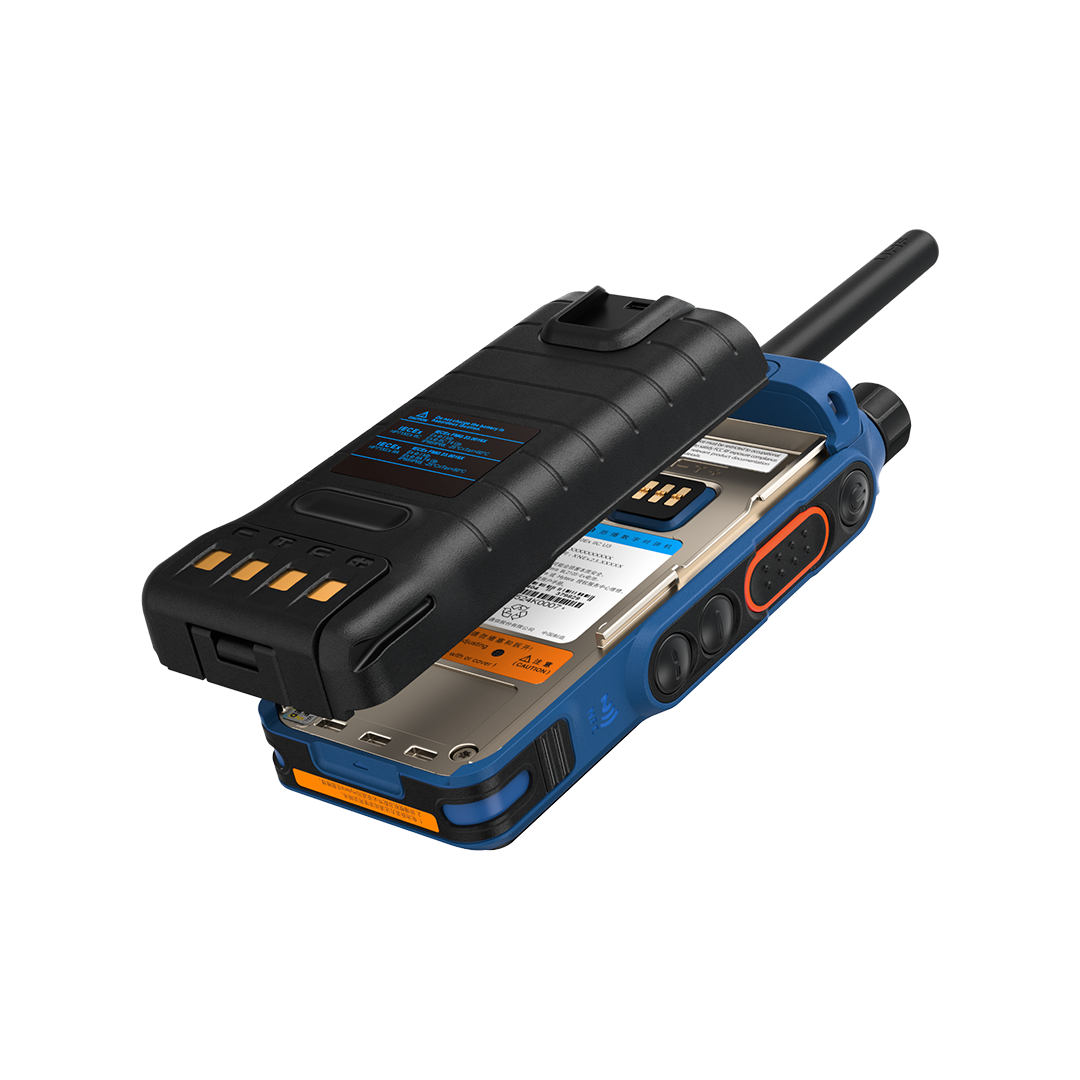 Hytera HP715Ex Digital ATEX Two Way Radio | Digitall Comms